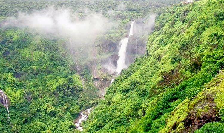 27 Places to Visit in Satara, Tourist Places & Top Attractions