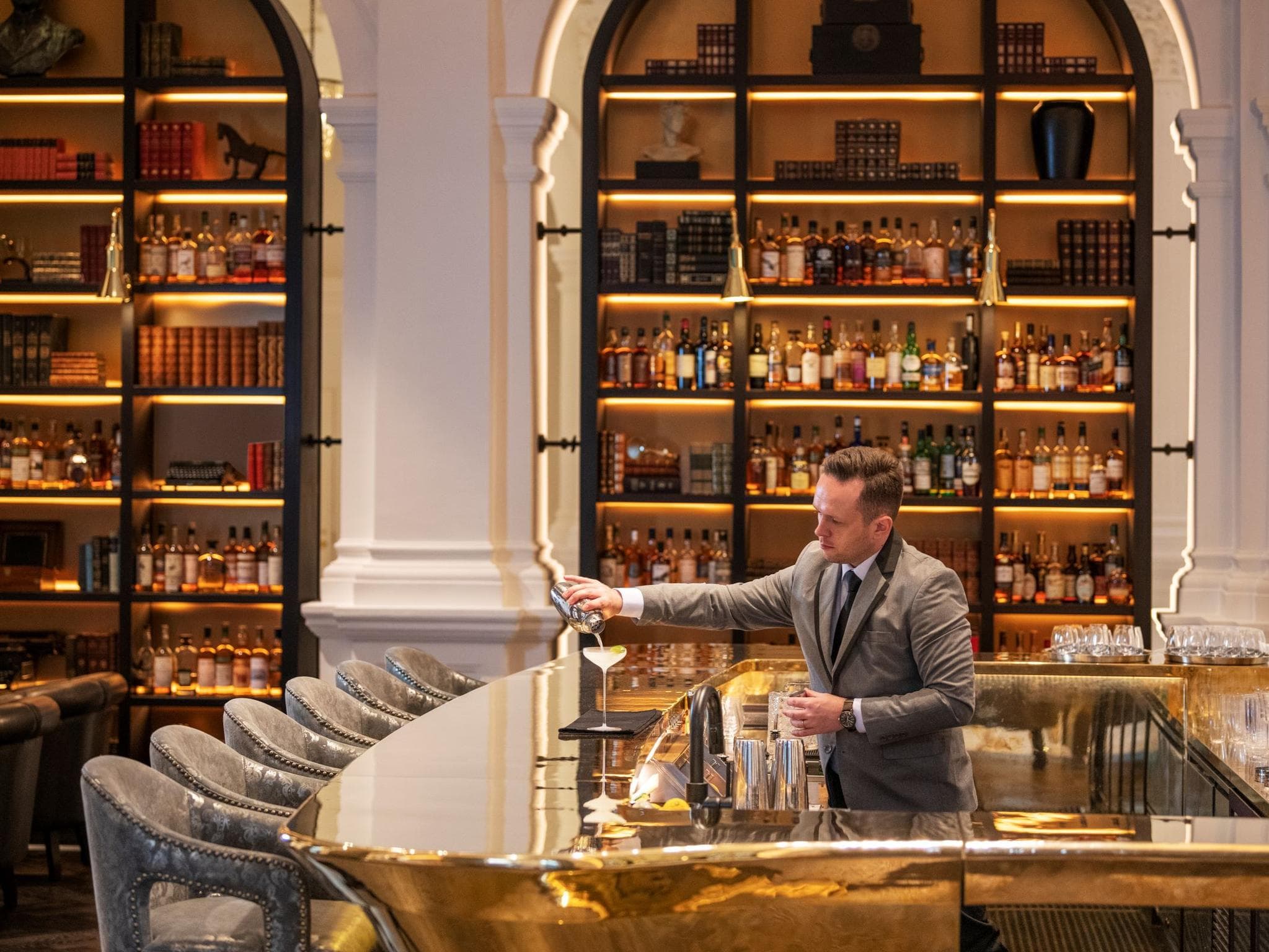 Raffles Courtyard and Long Bar Experience, Singapore | Book Now @ 26 ...