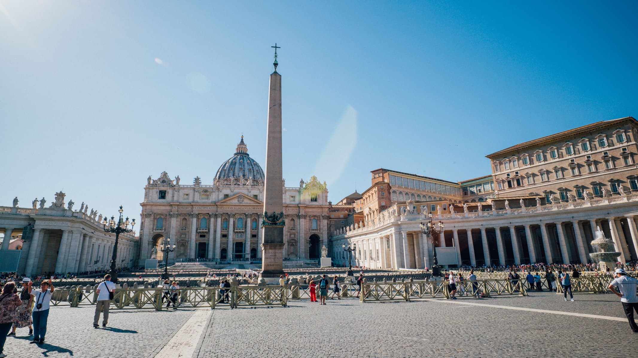 Explicación del código de vestimenta del Vaticano | Qué hacer y qué no ...