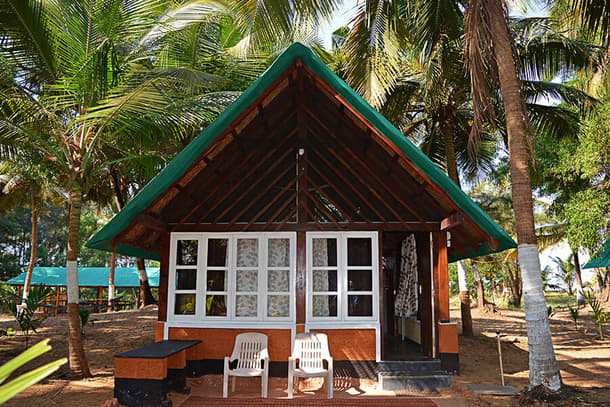 15 Places to Visit near Goa: 2024 (Updated With Distance)
