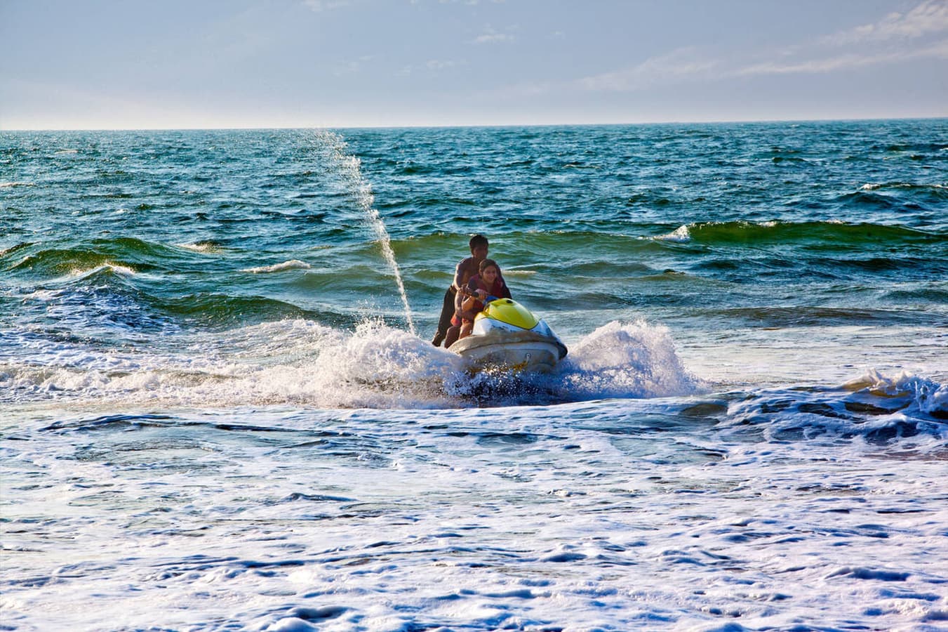 20 Adventure Activities in Goa: Starting @ ₹500 Only!