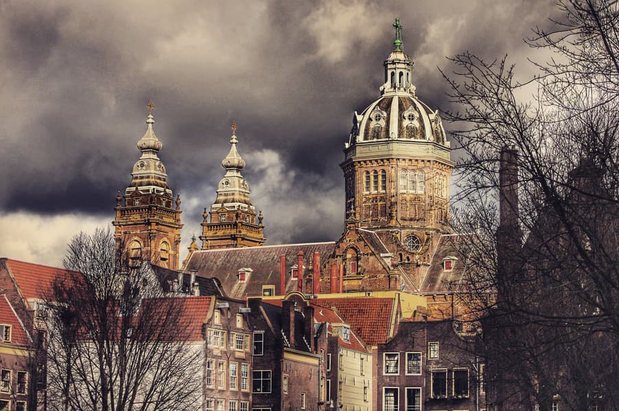 The Oude Church | Discover Amsterdam's Oldest Landmark