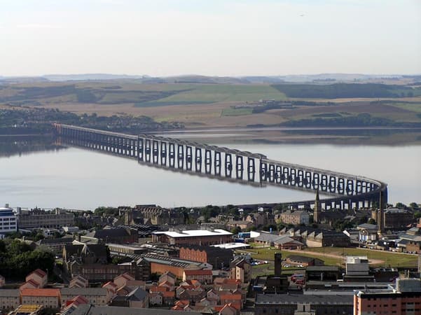 10 Places to Visit in Dundee, Tourist Places & Top Attractions