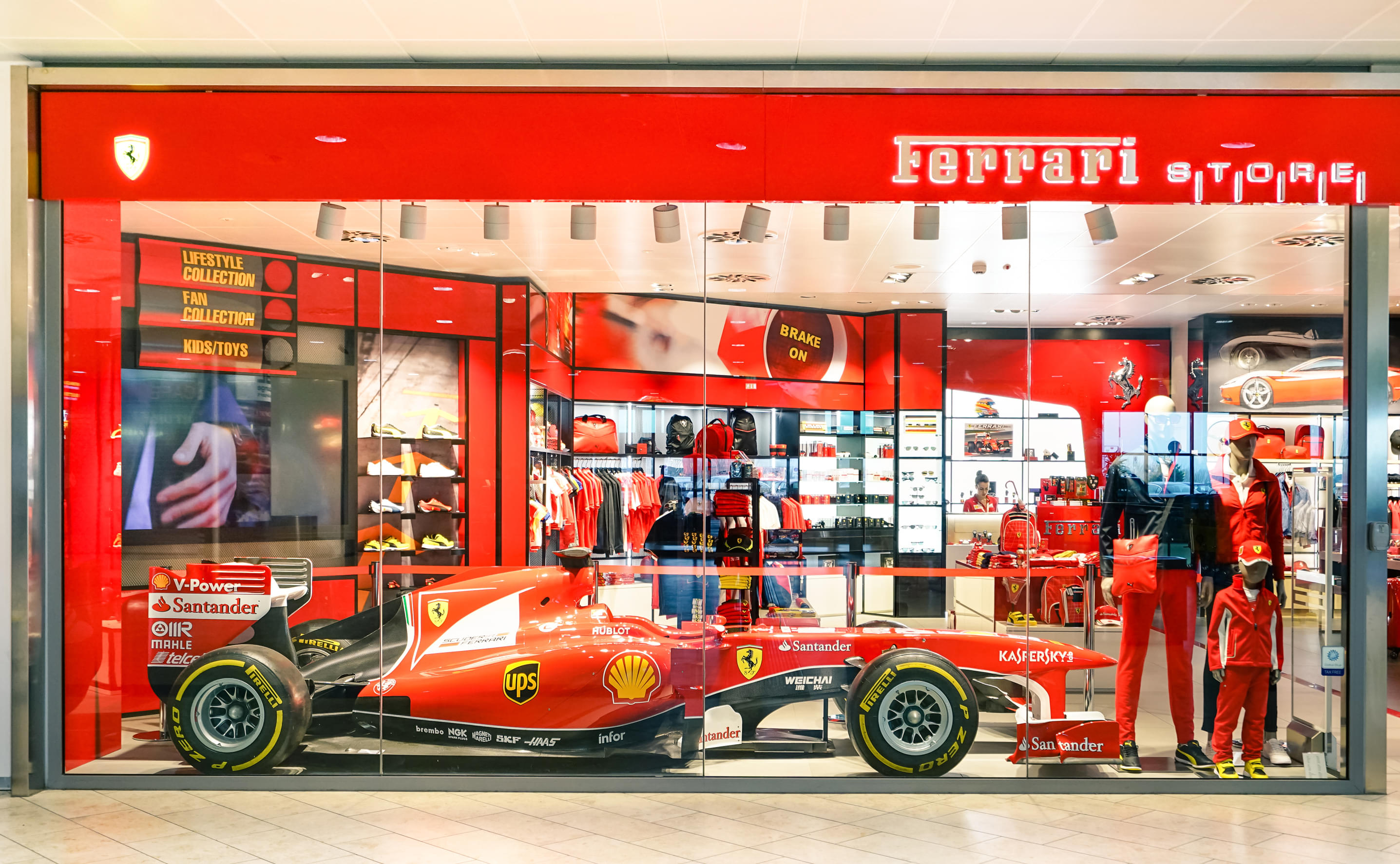 Ferrari World, Abu Dhabi: How To Reach, Best Time & Tips