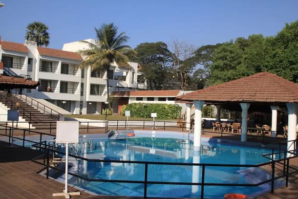 11 Resorts In Uttan, Book NOW & Get Upto 50% Off