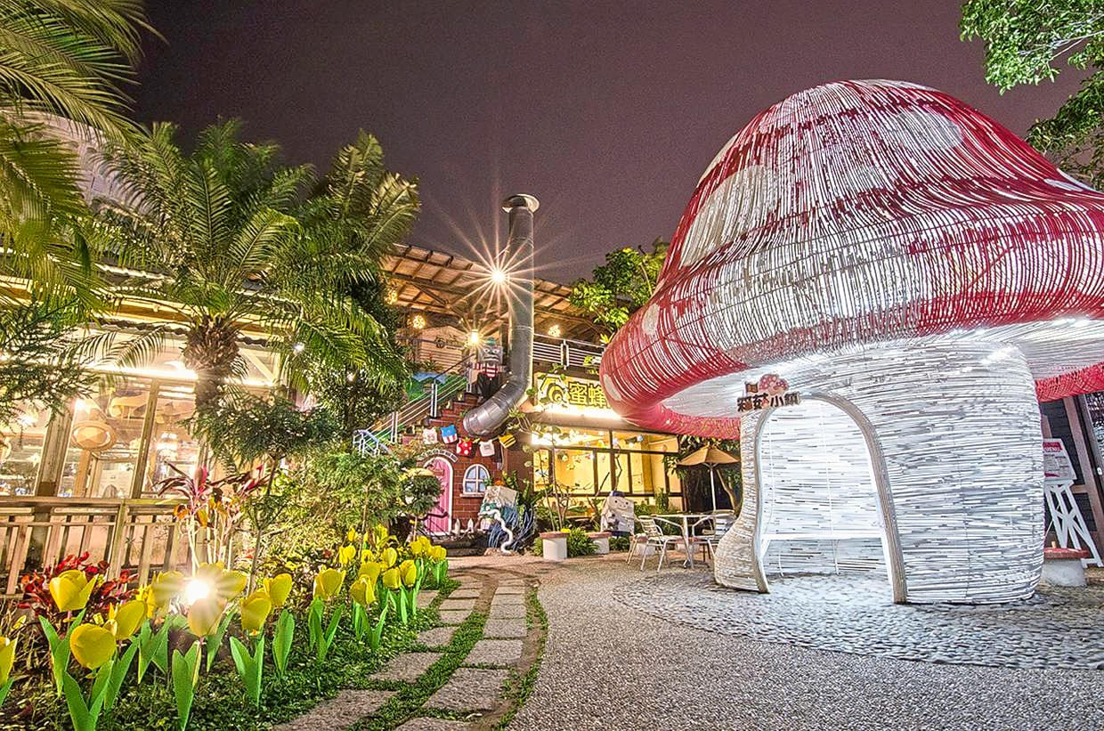 15 Places to Visit in Taichung, Tourist Places & Top Attractions