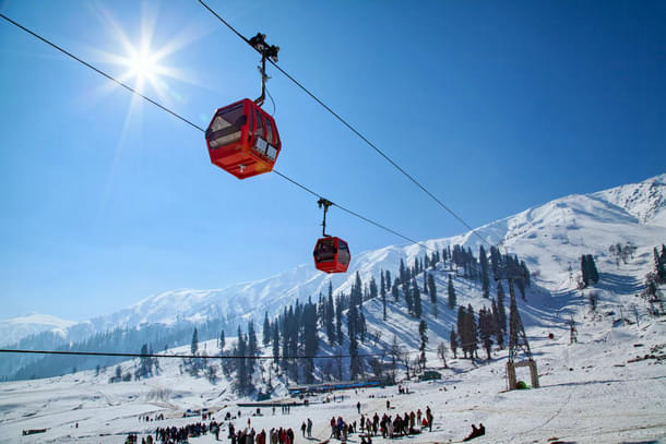 Luxury in the Lap of Kashmir Valley