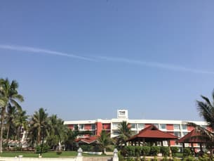 15 Resorts In Vizag, Book NOW & Get Upto 50% Off