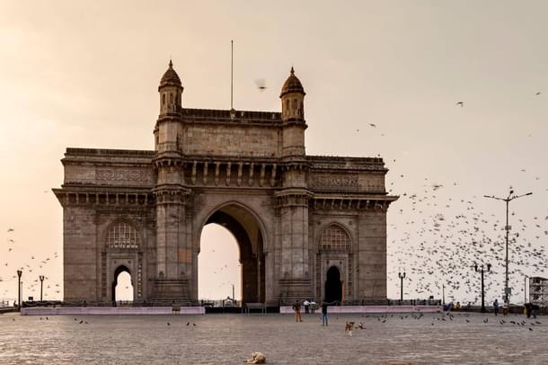 20 Historical Places in Mumbai | Best Historical Monuments!