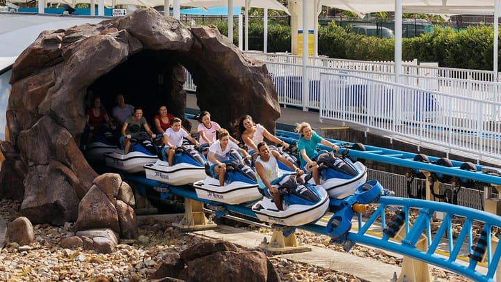12 Thrilling Rides at Seaworld Gold Coast That You Can't Miss!