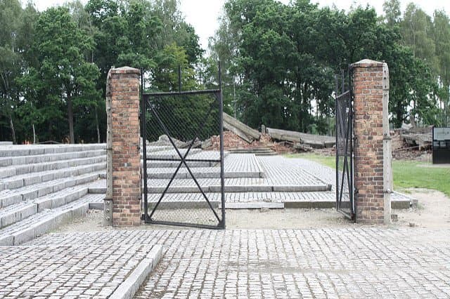 Auschwitz Concentration Camp | Learn About Holocaust Victims