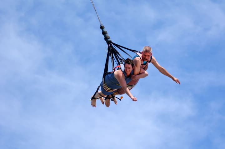 Bungee Jumping In London | A Guide to Thrilling Adventures