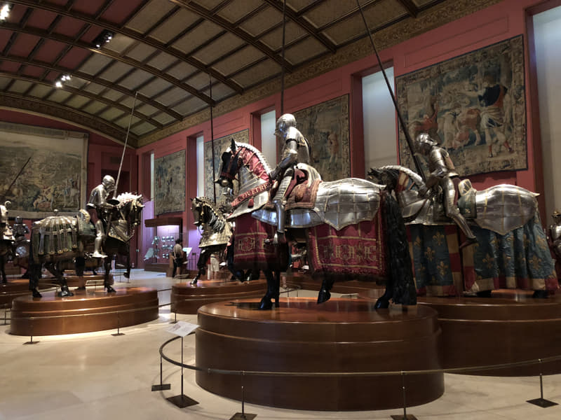 Royal Armory in Royal Palace of Madrid | Historic Weapons