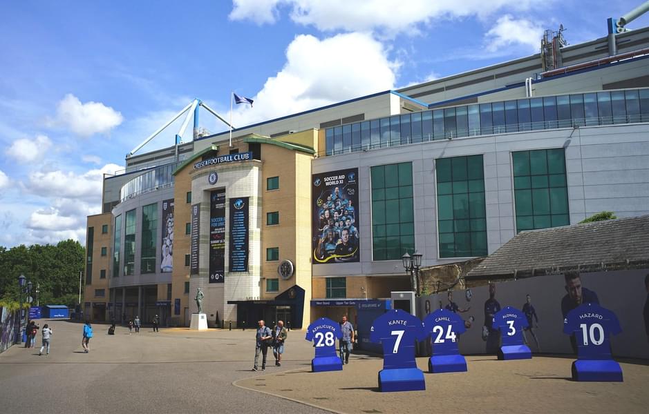 Chelsea FC Stadium Tour Guide | Explore The Stamford Bridge