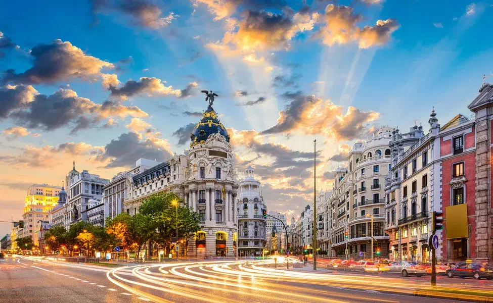 9 Days 8 Nights Spain Tour Packages | Upto 40% Off Deals