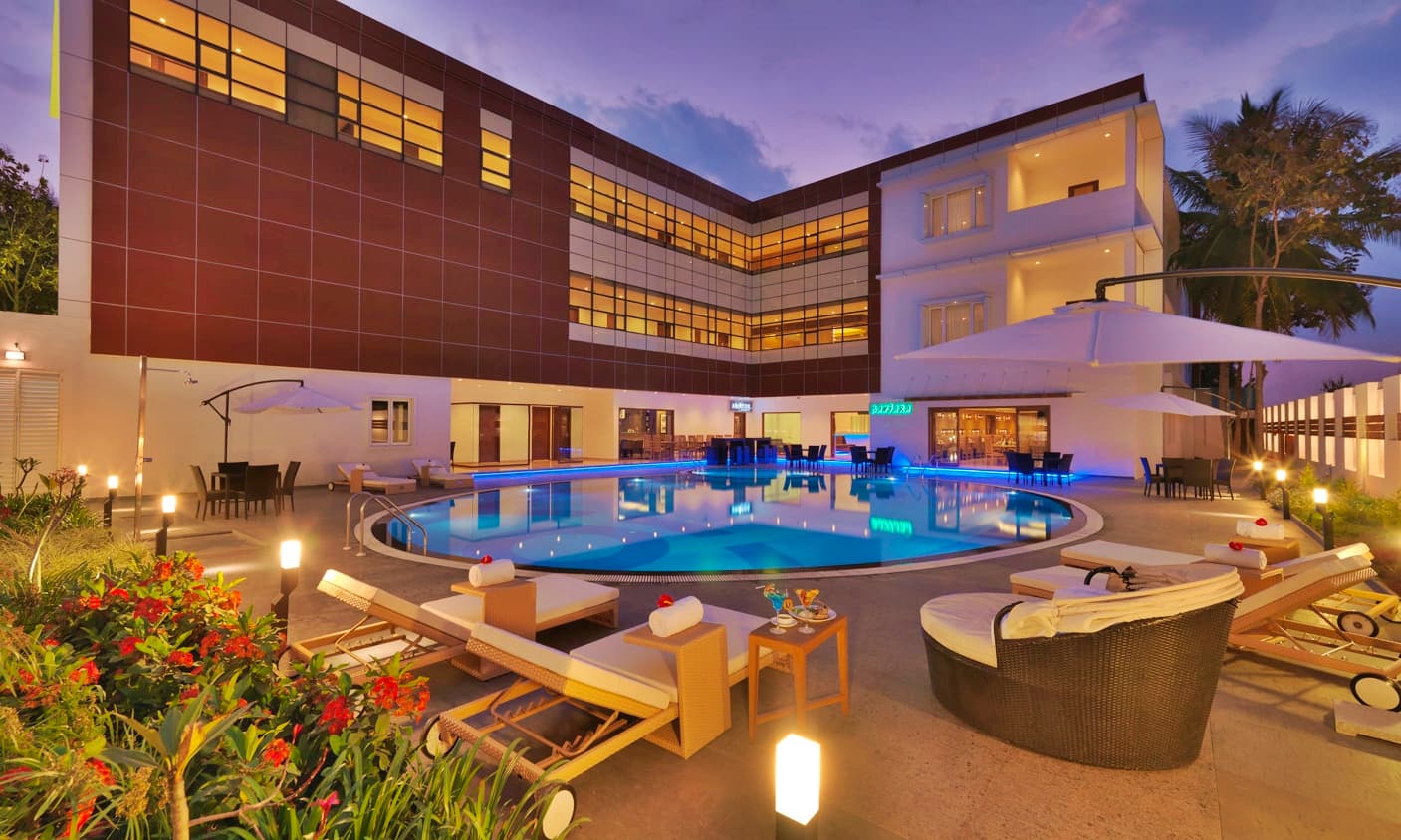 25 Resorts In Bangalore For Team Outing, Get Upto 50% Off