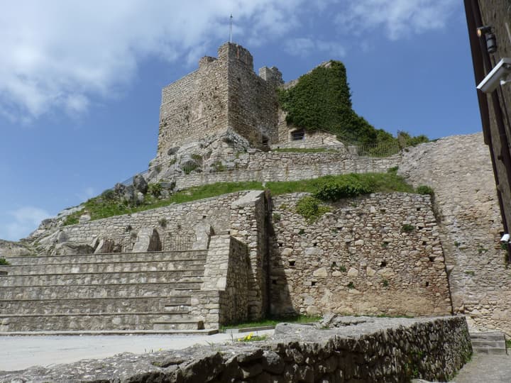 8 Castles In Florence You Should Visit For A Historic Day Out