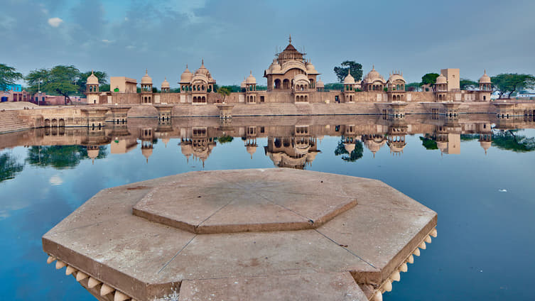 15 Places to Visit in Mathura, Tourist Places & Top Attractions