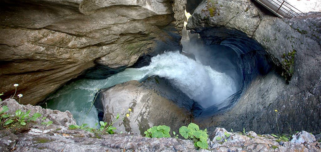 Interlaken Weather in March: A Guide to Visiting in Winter