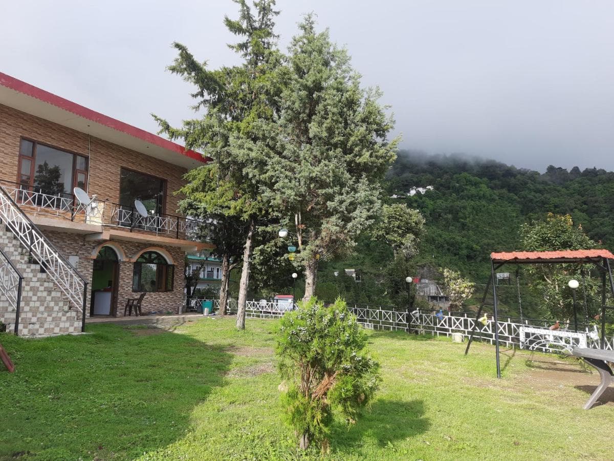 20 Homestays in Mussoorie | Book Now & Get Upto 50% Off