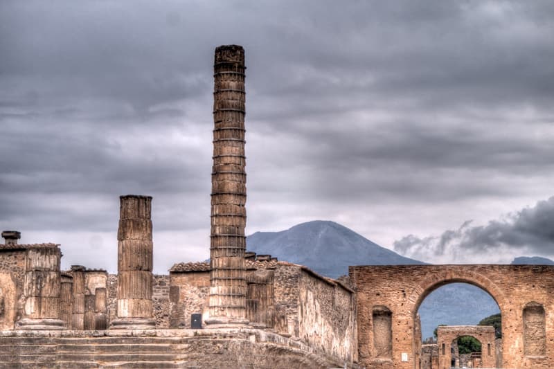 Explore The Ancient Pompeii & Uncover The Preserved Ruins