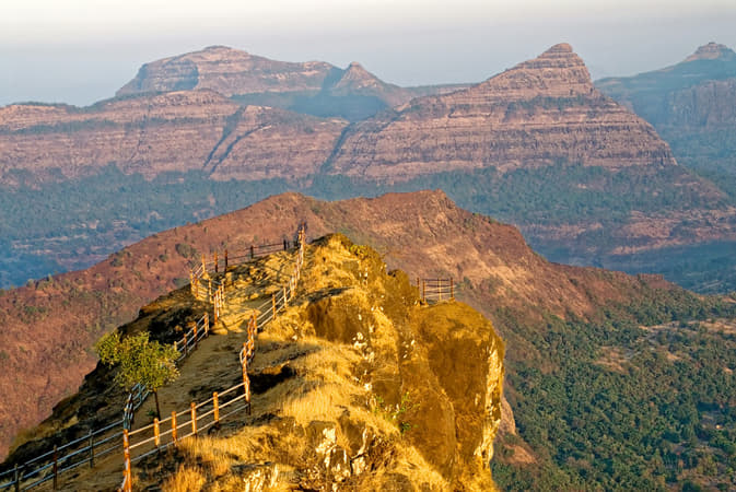 15 Places to Visit in Raigad, Tourist Places & Top Attractions