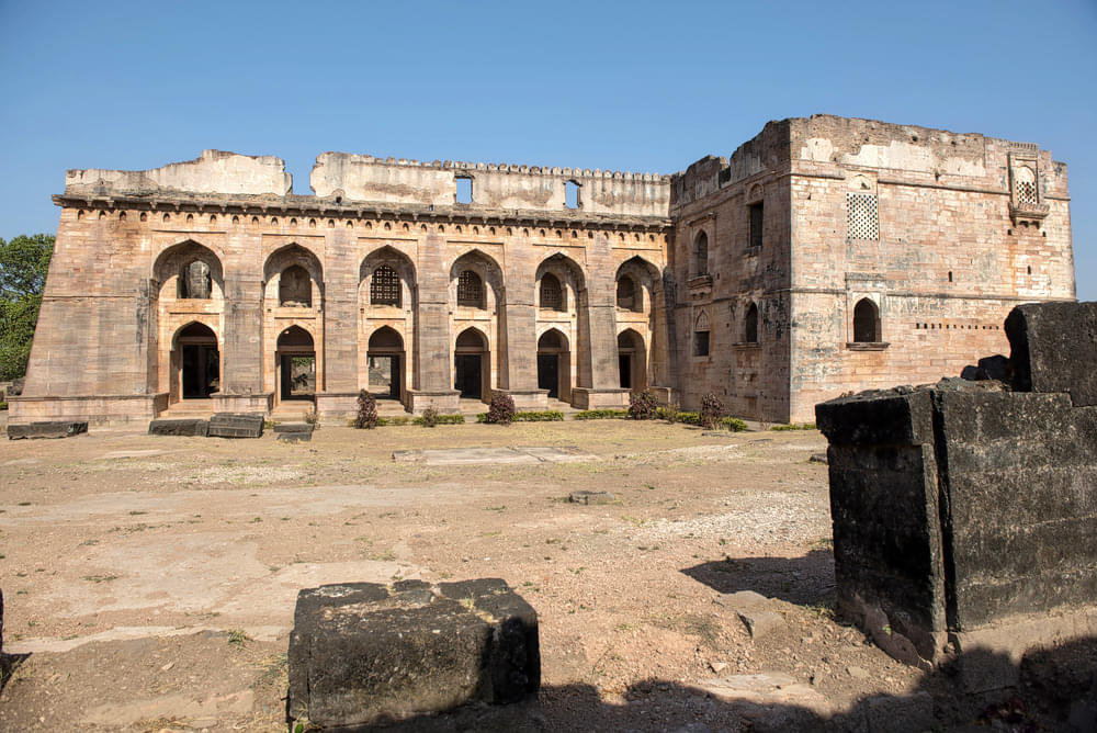20 Places to Visit in Mandu, Tourist Places & Top Attractions