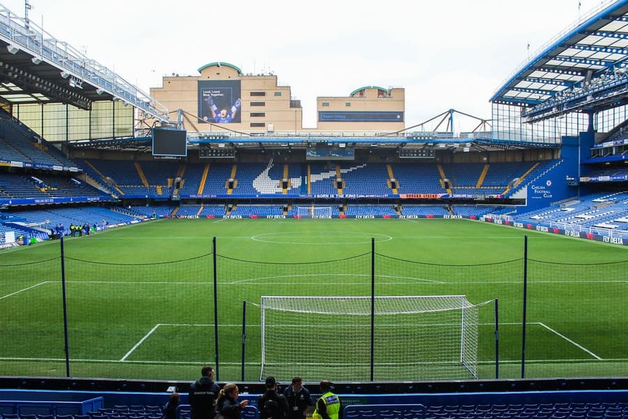 Chelsea FC Stadium Tour Guide | Explore The Stamford Bridge