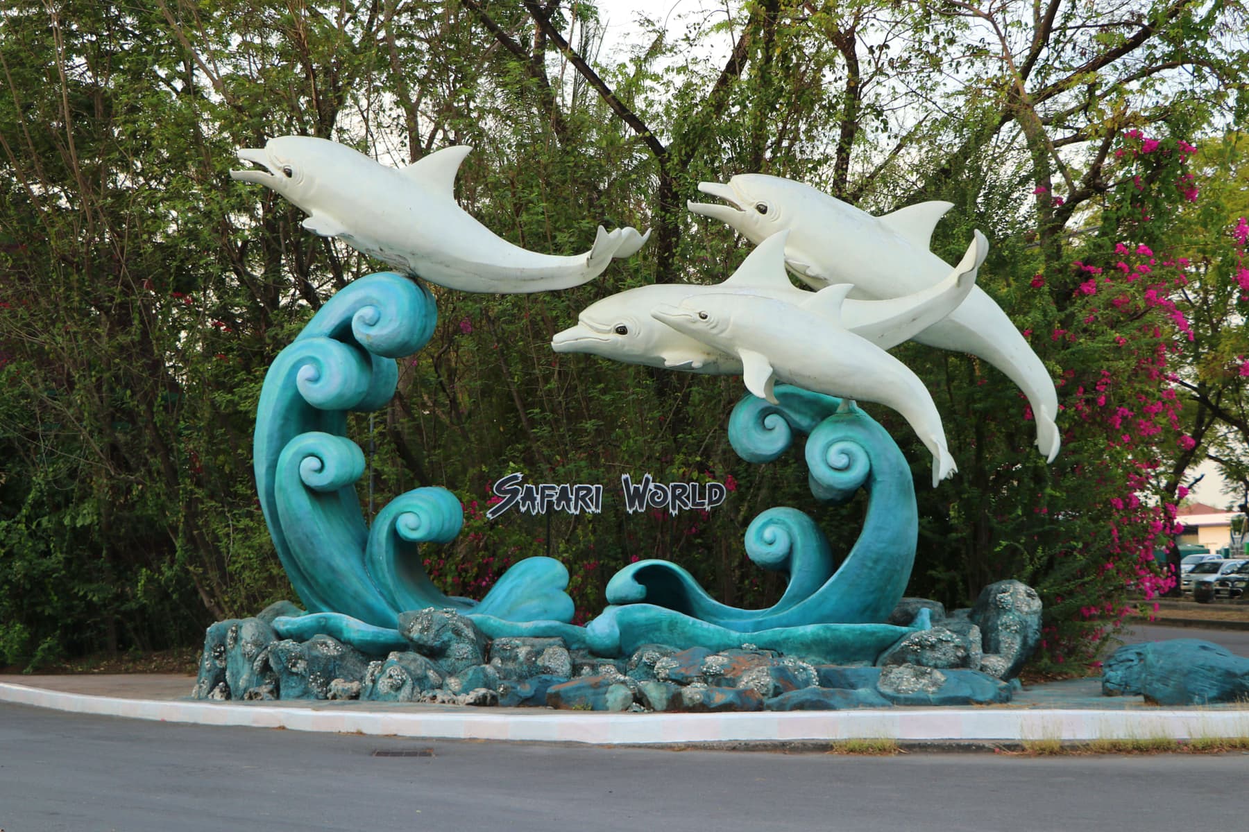 Safari World Bangkok Shows | Get Entertained By Wildlife Shows