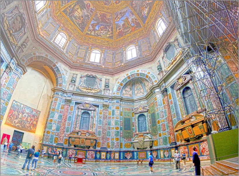 Medici Chapel: A Masterpiece of Michelangelo's Architecture