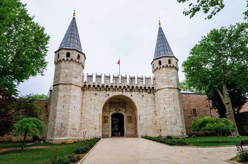 Topkapi Palace History: The Museum through Ages!