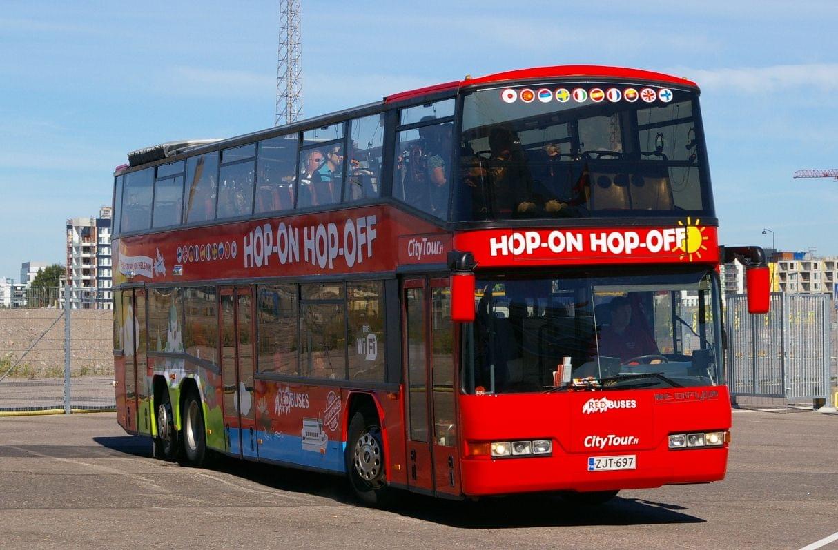 Hop On Hop Off Warsaw Bus Tours: See The Famous Landmarks