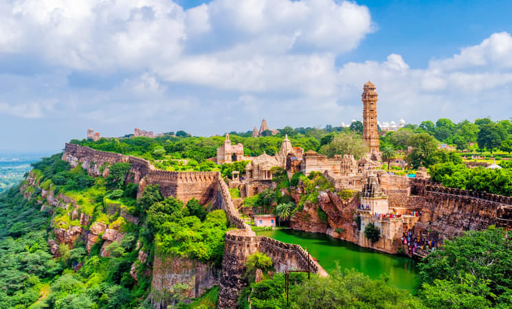 25 Historical Places in Rajasthan | Monuments Of Rajasthan