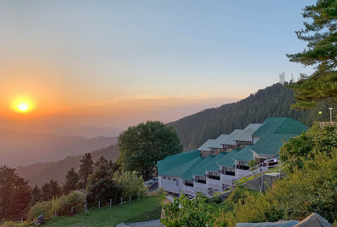 25 Resorts In Shimla: Get Upto 50% Off on Shimla Resorts