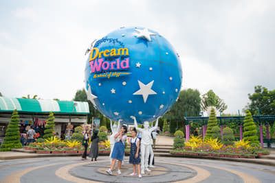Dream World Bangkok Highlights| Top Rides, Shows & Attractions