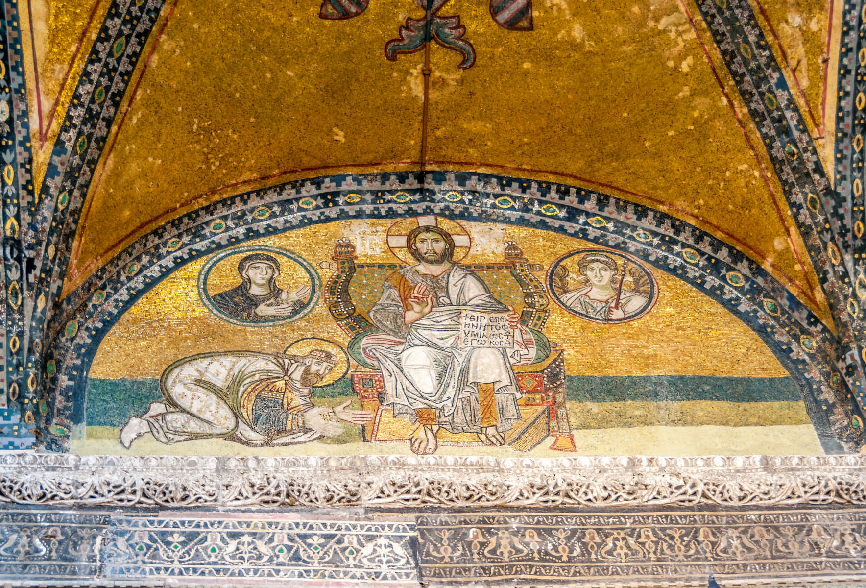 Hagia Sophia Mosaics | A Window into Byzantine Art and Culture