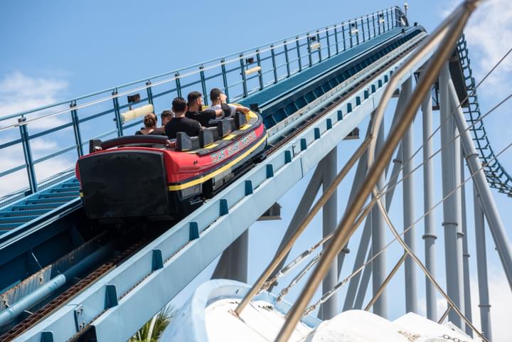 12 Thrilling Rides at Seaworld Gold Coast That You Can't Miss!