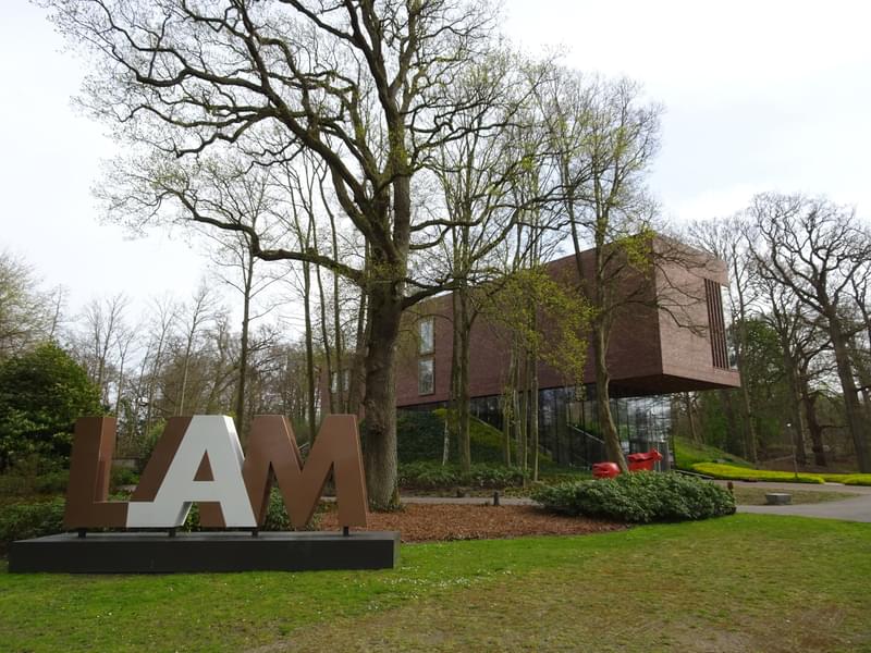 Keukenhof Gardens | A Colorful Paradise of Blooming Beauty