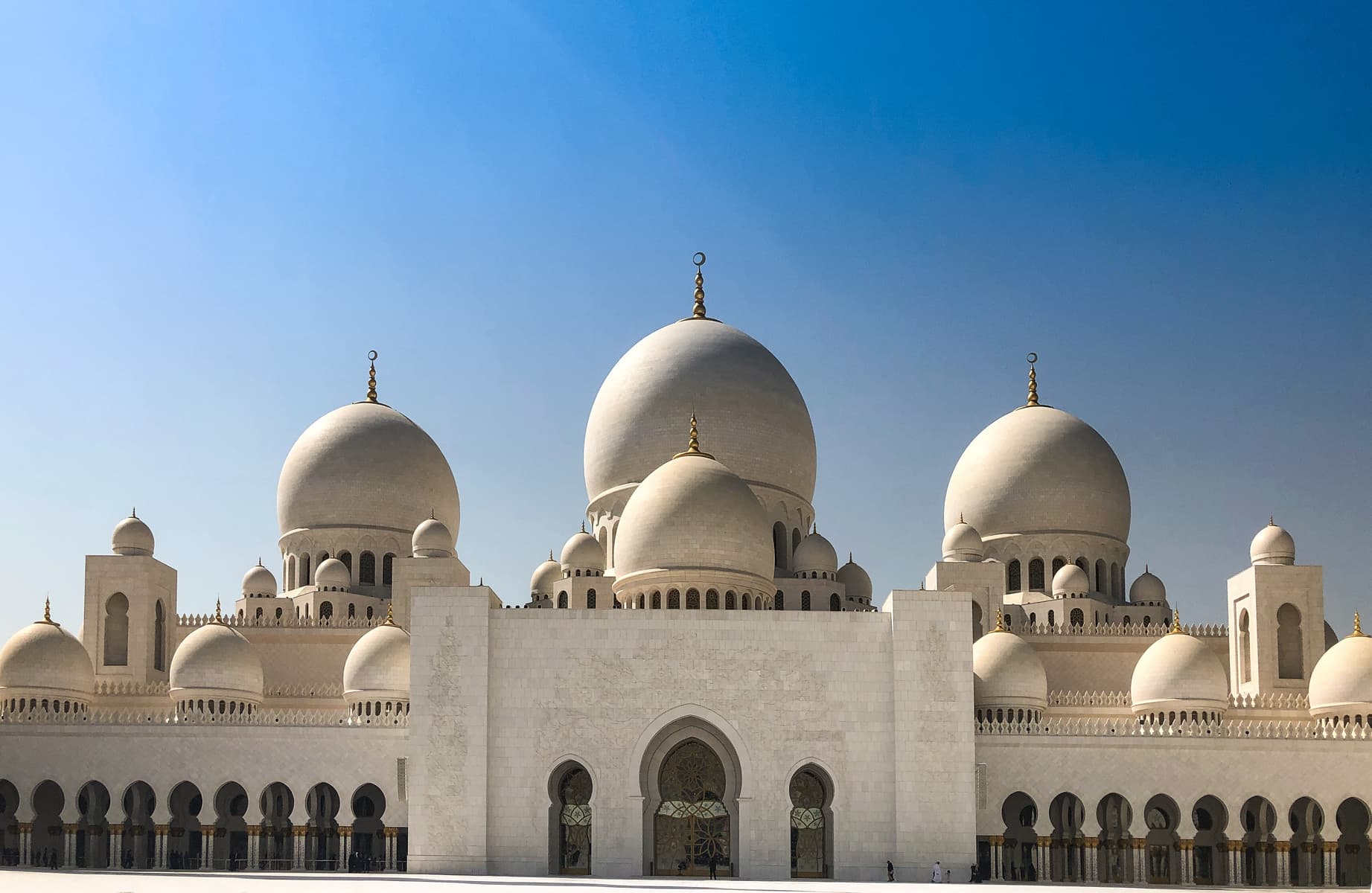 Sheikh Zayed Mosque: Architectural Marvel and a Cultural Gem