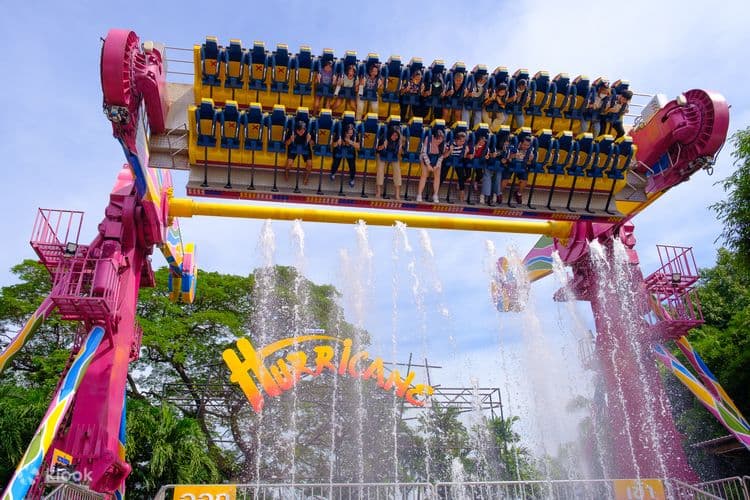 Attractions in Dream World Bangkok| Plan Your Adventure Now