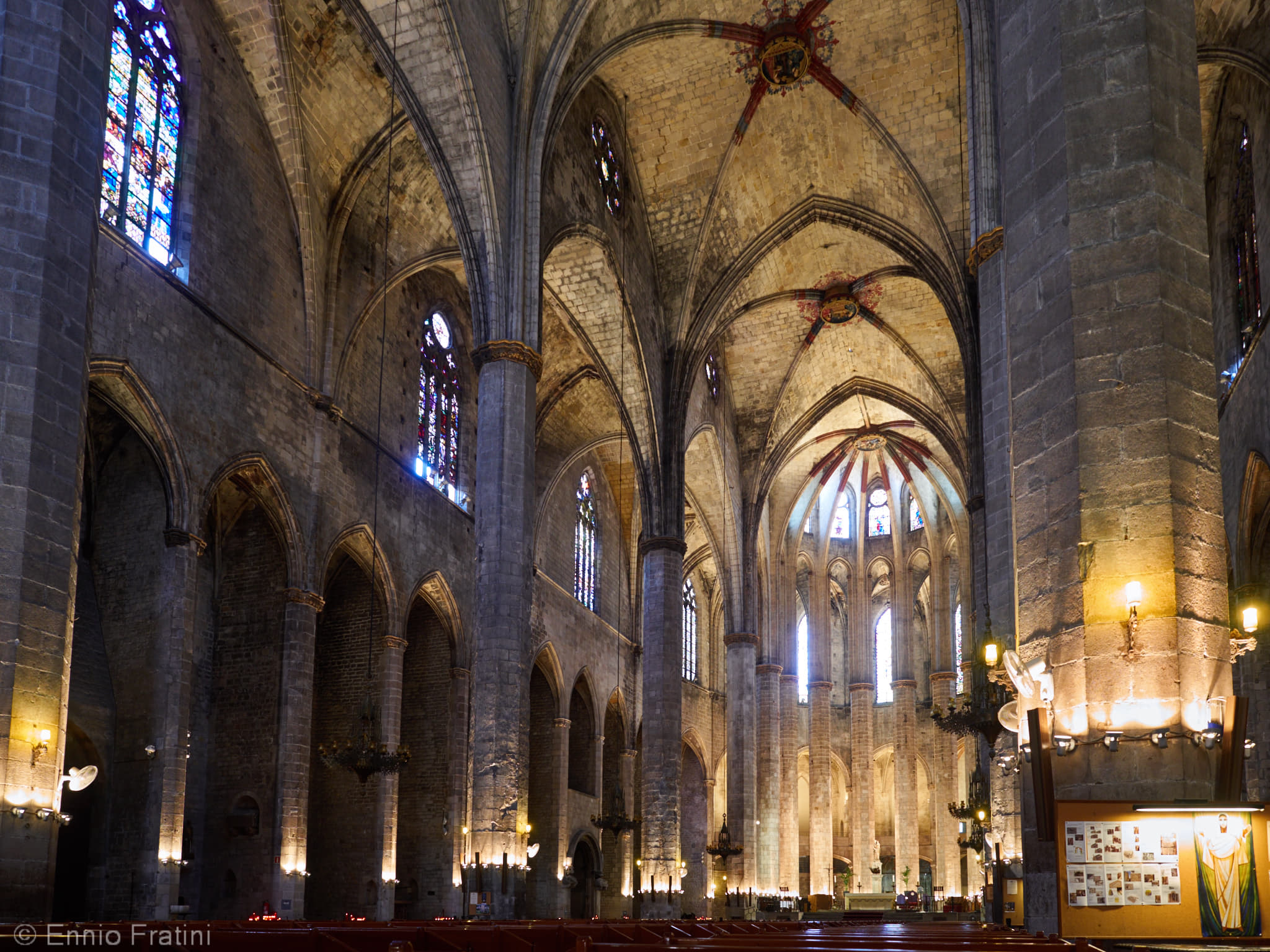 Discover Barcelona Architecture: Iconic Landmarks and Design Marvels