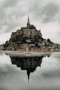 Best Time to Visit Mont Saint Michel For Enjoyable Atmosphere