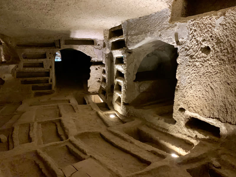 9 Fascinating Facts About The Catacombs | Explore Now!