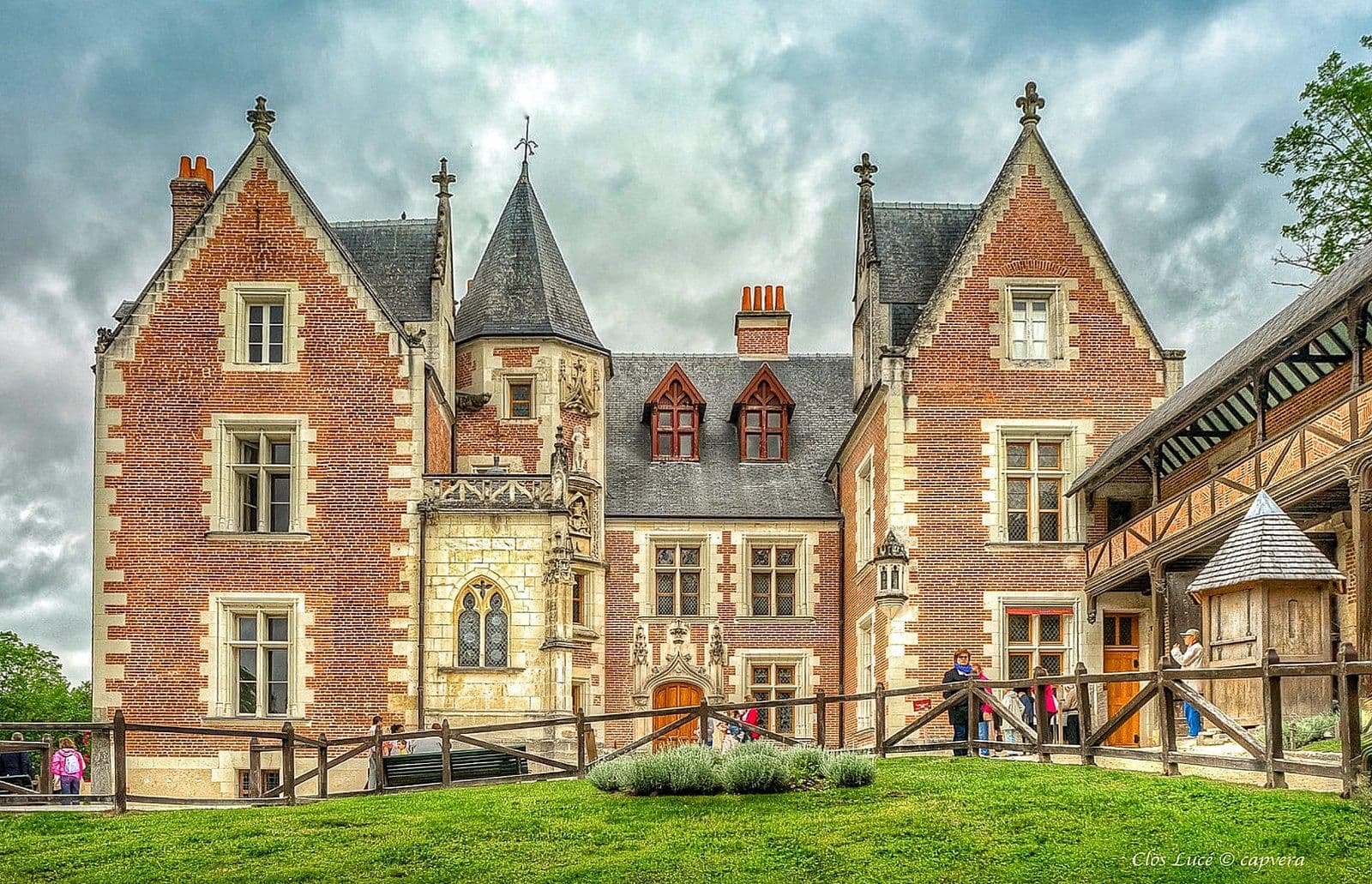 Visit Chateau du Clos luce & Explore this perfect Historical Castle