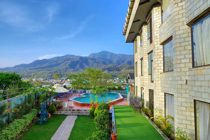20 Luxury Resorts in Rishikesh, 50% Off Deals
