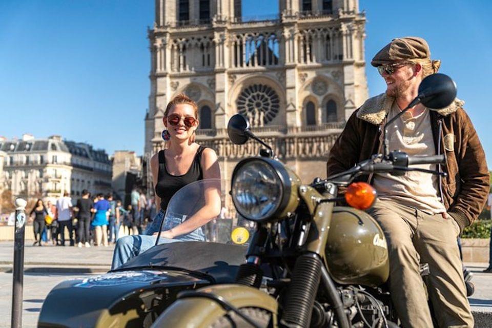 Paris Retro Tour | Book Now @ Flat 34% Off