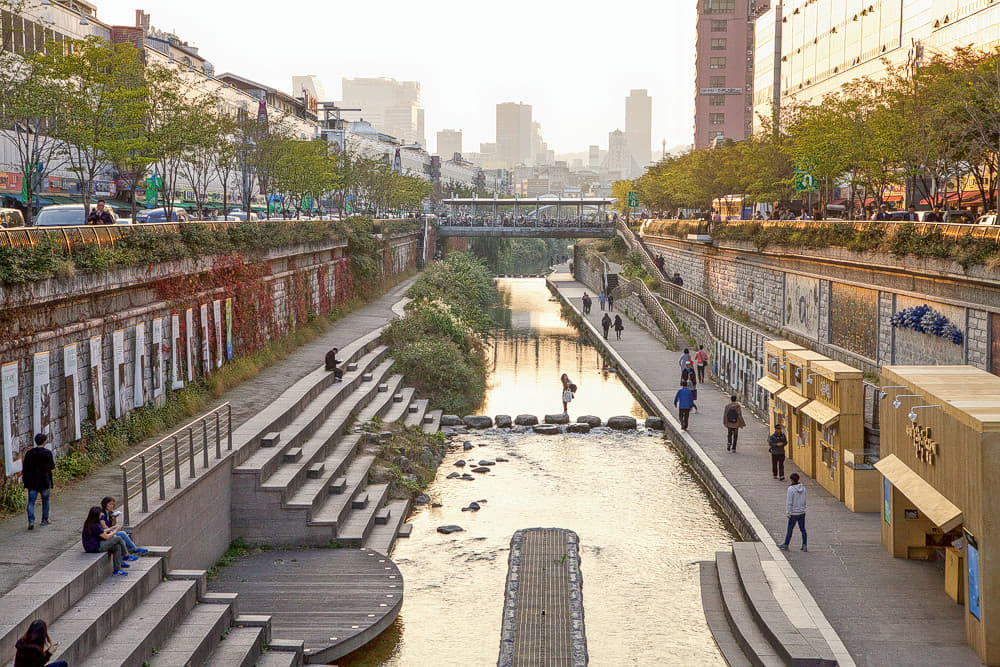 Cheonggyecheon, Seoul: How To Reach, Best Time & Tips