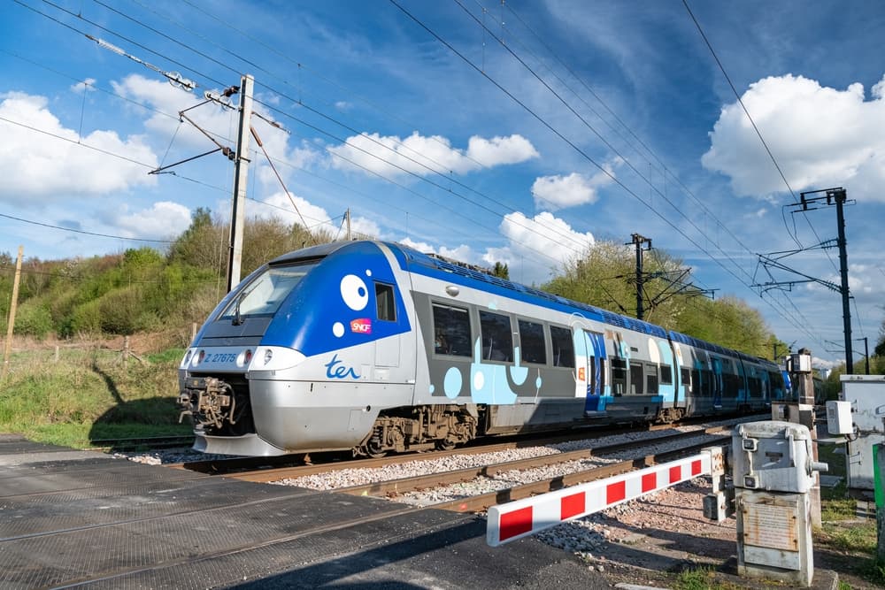 Geneva To Paris By Train | Explore French & Swiss Countryside