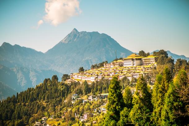 How to Reach Tawang by Air, Train & Road