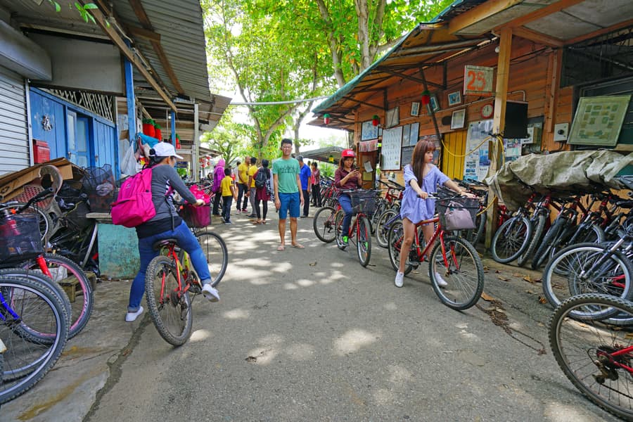 Top 11 Routes for Cycling in Pulau Ubin a for Thrilling Experience